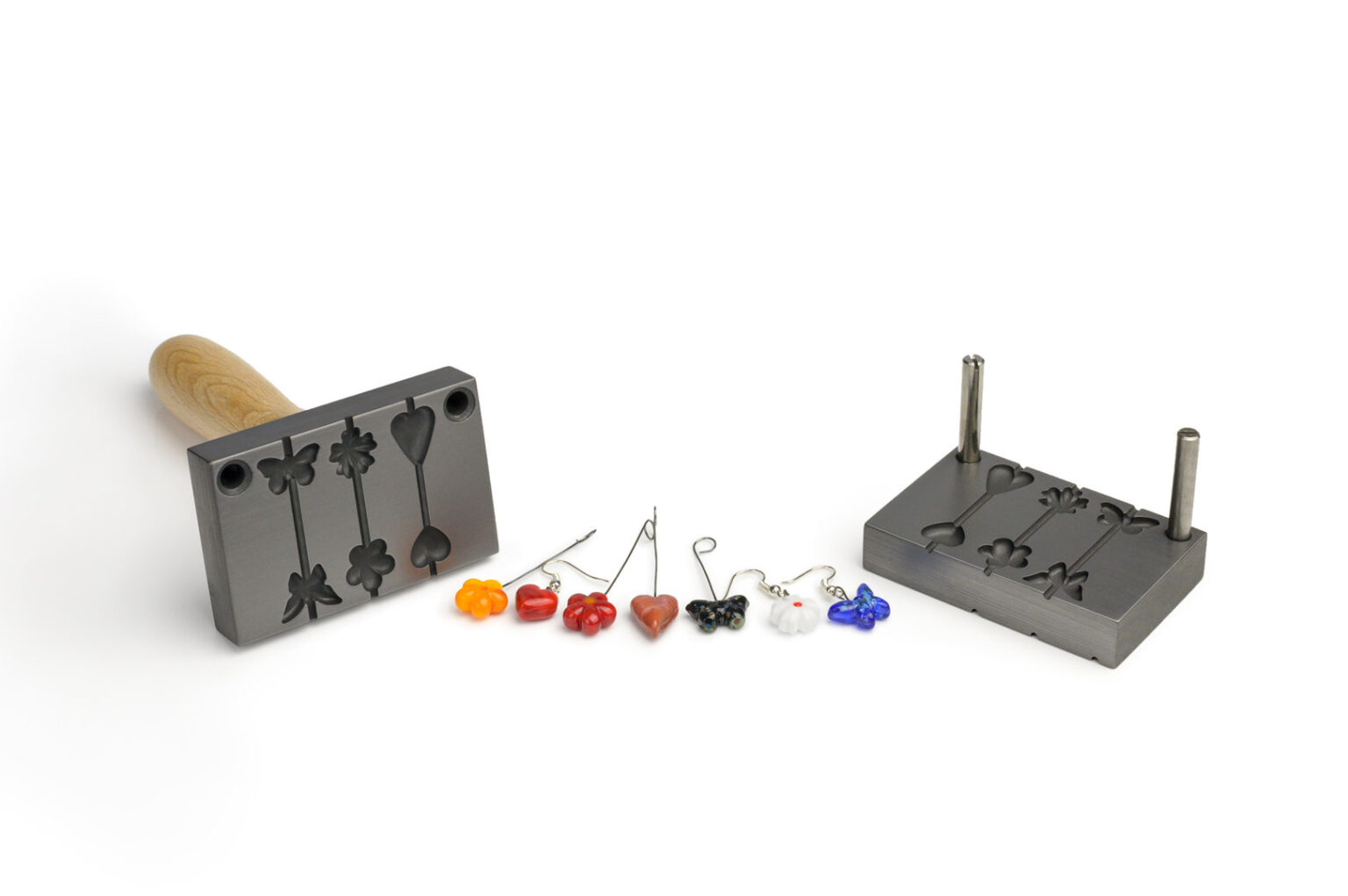 Bead press with 6 small shapes: Flowers, hearts and butterflies ...